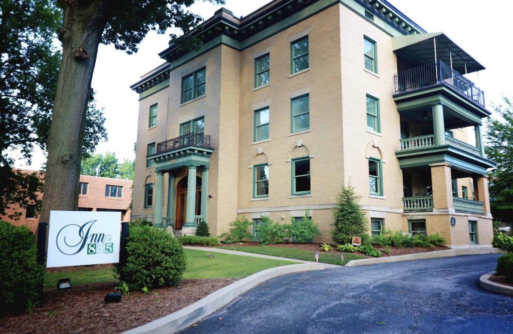 Inn at 835 - Springfield, IL Inn for Sale