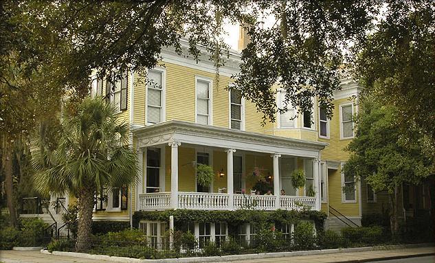 Savannah Bed and Breakfast Inn - Savannah, GA Inn for Sale