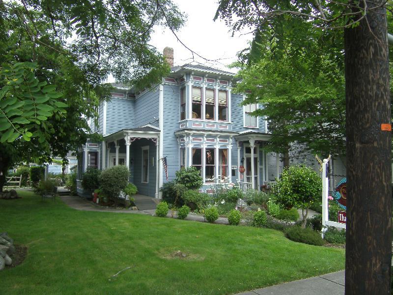 The Inn at Penn Cove - Coupeville, WA Inn for Sale