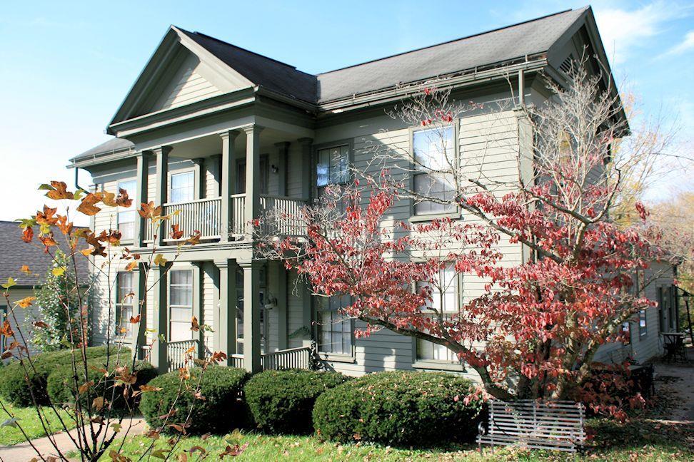 Hester House - nashville, IN Inn for Sale