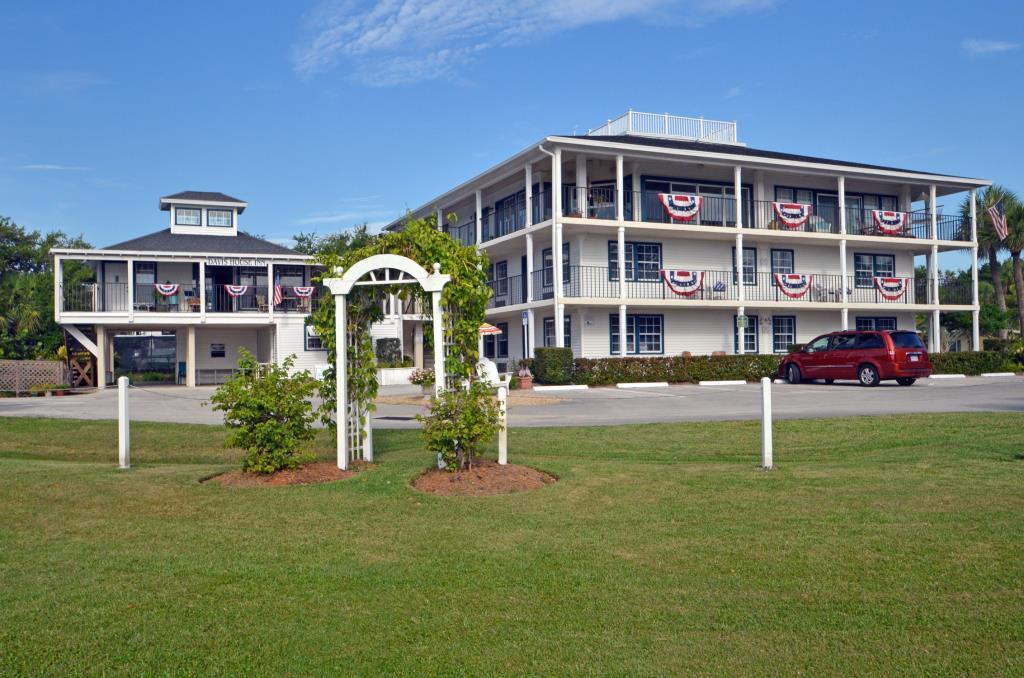 Davis House Inn - Sebastian, FL Inn for Sale