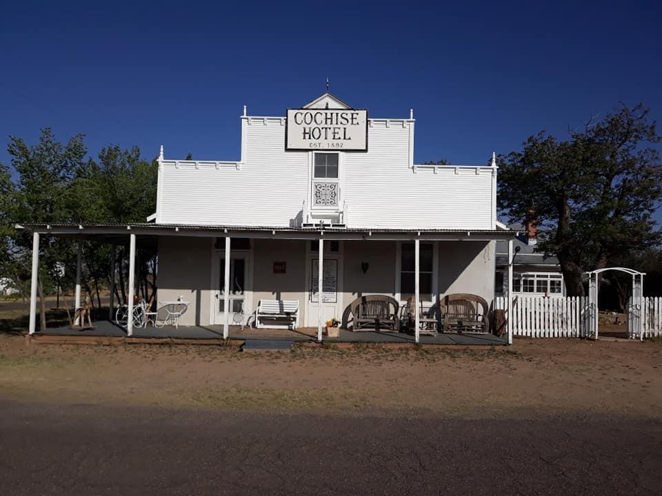 Cochise Hotel - Cochise, AZ Inn for Sale
