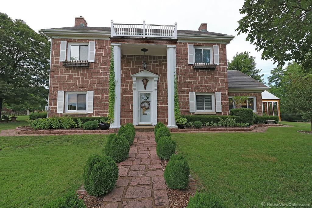 Brophy Haus - Park Hills, MO Inn for Sale