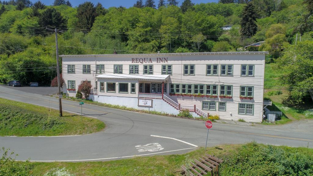 The Historic Requa Inn - Klamath, CA Inn for Sale