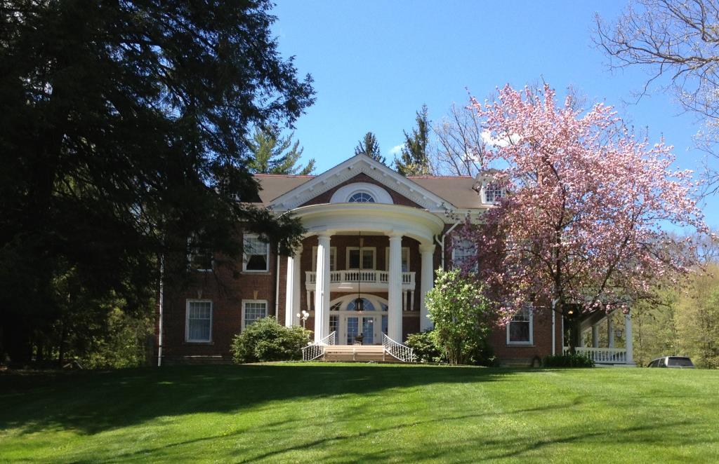 Hillhurst Bed & Breakfast - Titusville, PA Inn for Sale