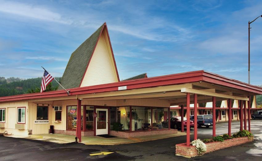 Ranch Motel - SOLD! - Oakland, OR Inn for Sale