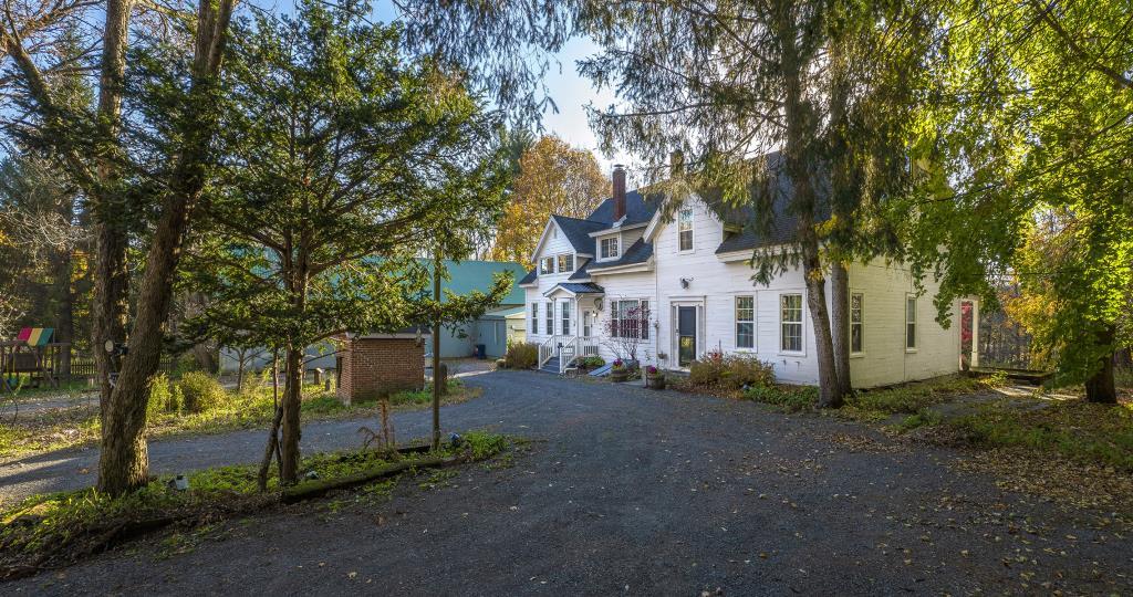 The Golden Maple Tree Inn - Barneveld, NY Inn for Sale