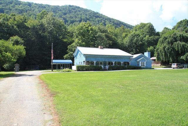 Misty Mountain Ranch - Photos